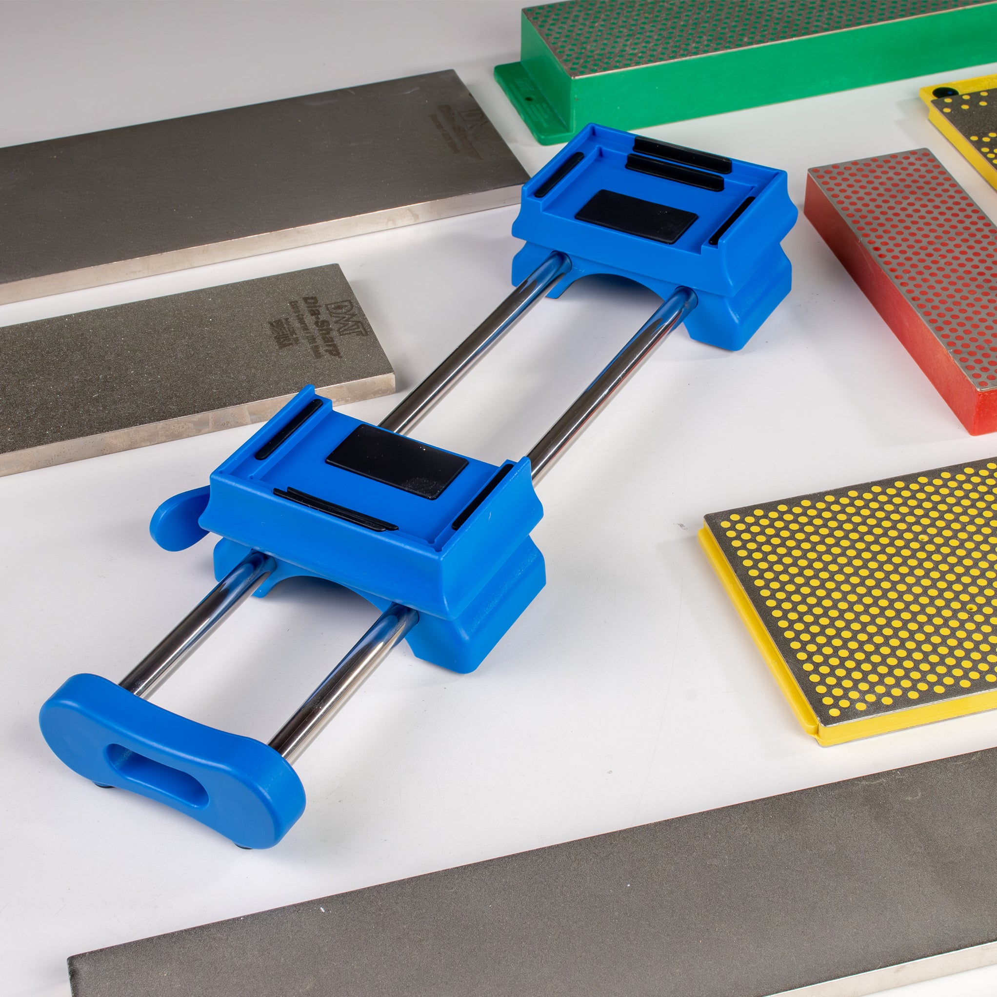 DMT Universal Sharpening Base — Sharpening Supplies