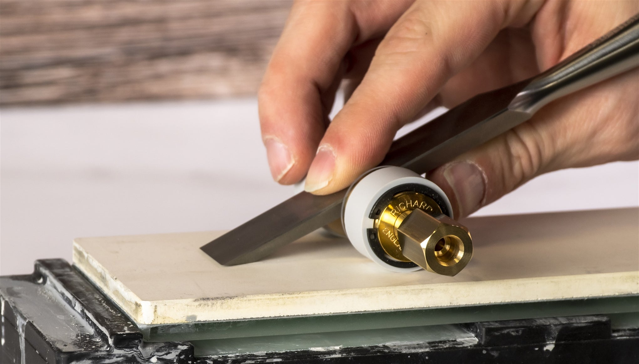 Solid Brass Chisel Honing Guide — Sharpening Supplies