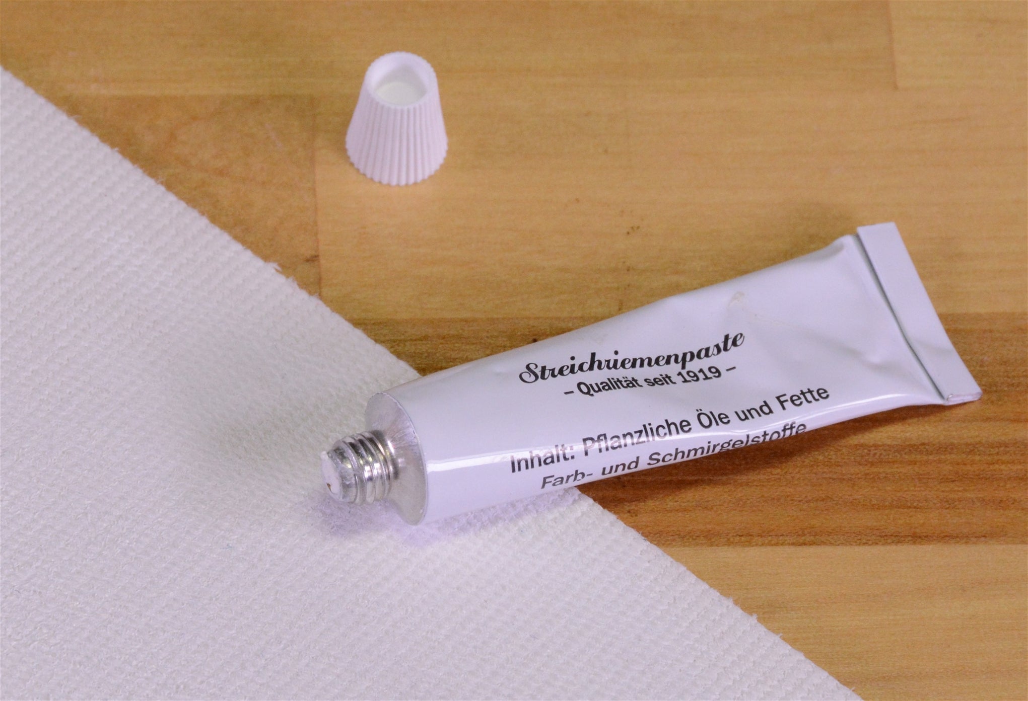 Herold - Solingen White Linen Treatment Strop Paste — Sharpening Supplies