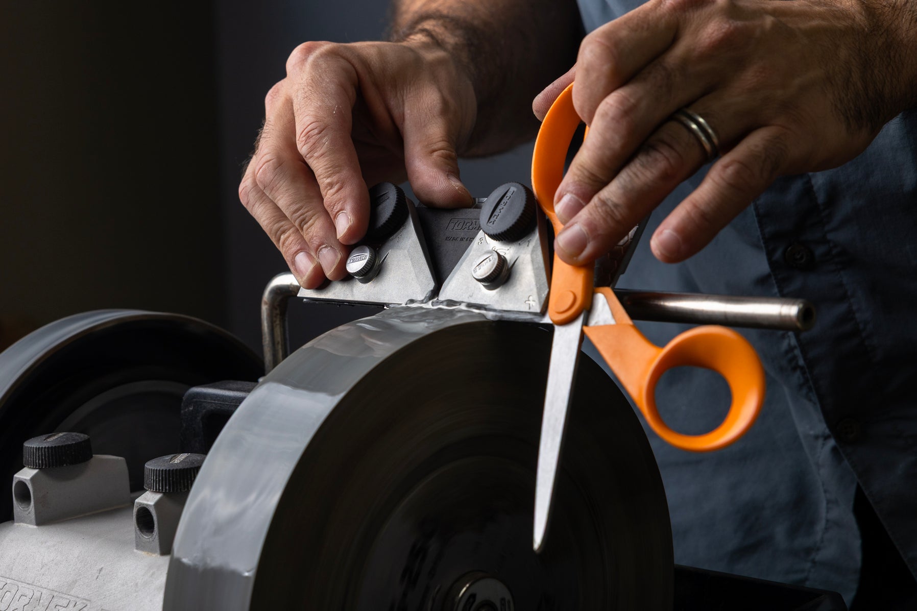 Tormek SC-60 Scissors Jig — Sharpening Supplies