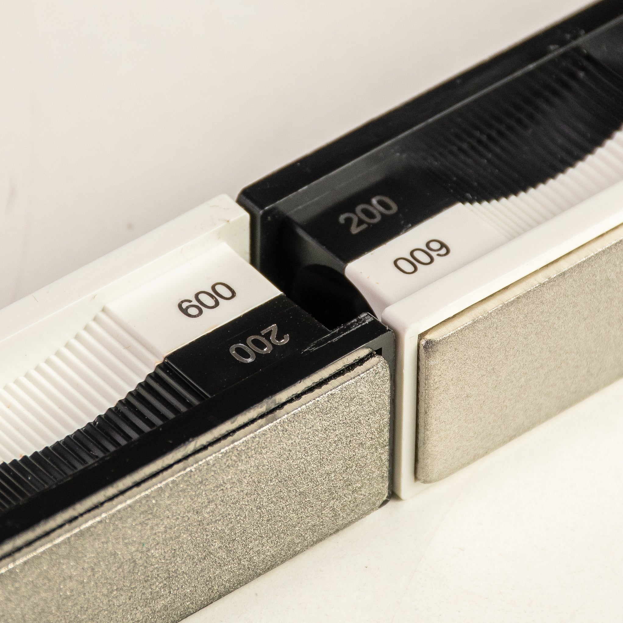 Wicked Edge Carbon - WE40 — Sharpening Supplies